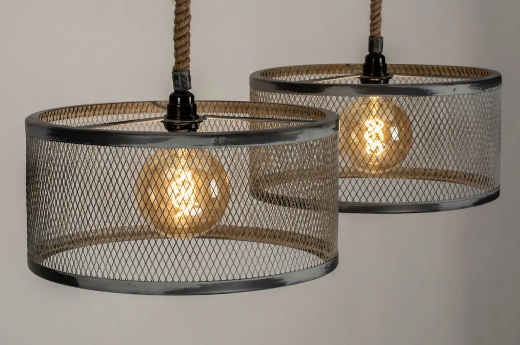 Závěsné designové industriální svítidlo nad jídelní stůl Divornno