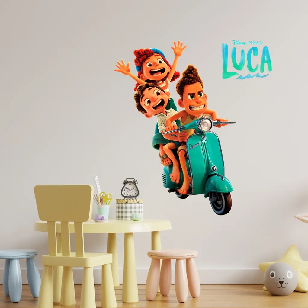 Samolepka na zeď "Luca"