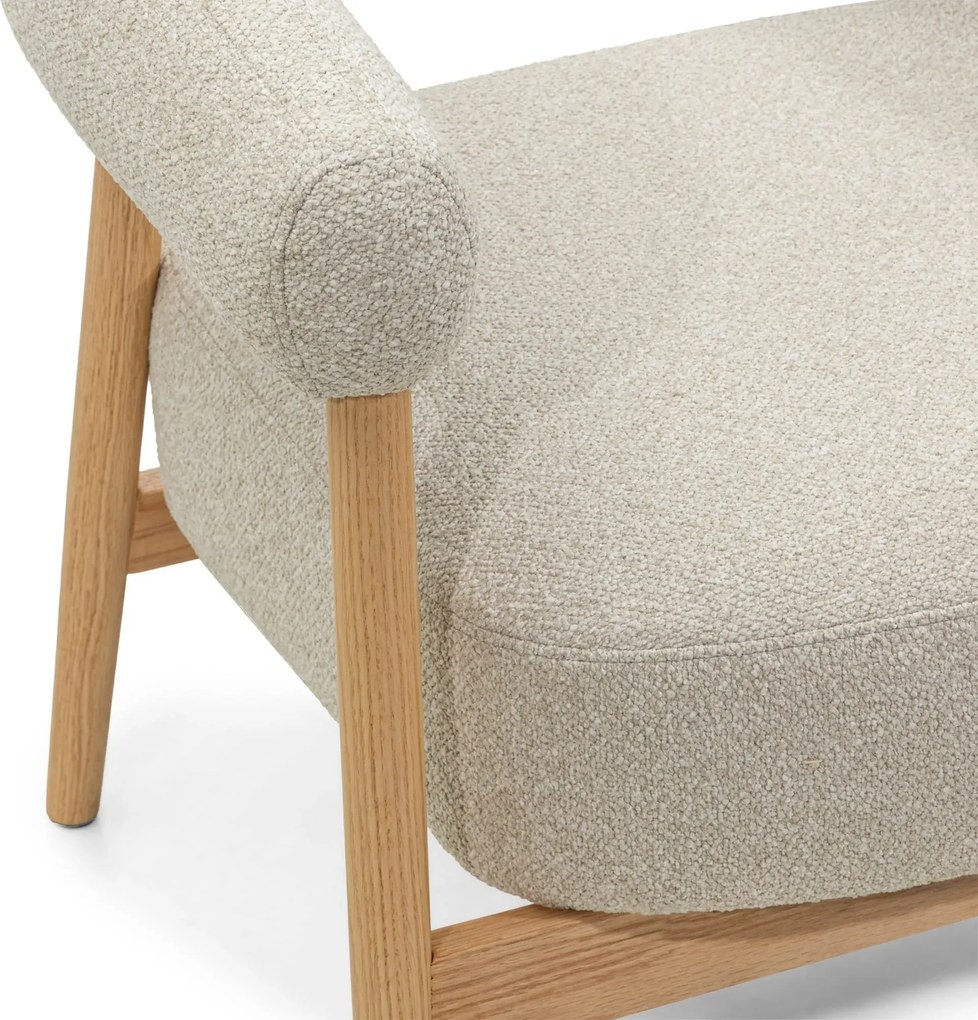 Designové křeslo Montepulciano z masivu světle béžové