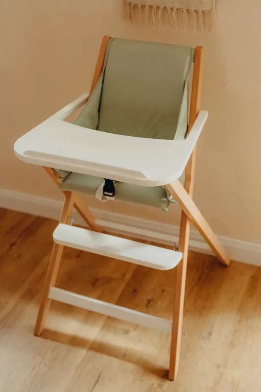 Dětská skládací jídelní židle Geuther Traveller přírodní-bílá
