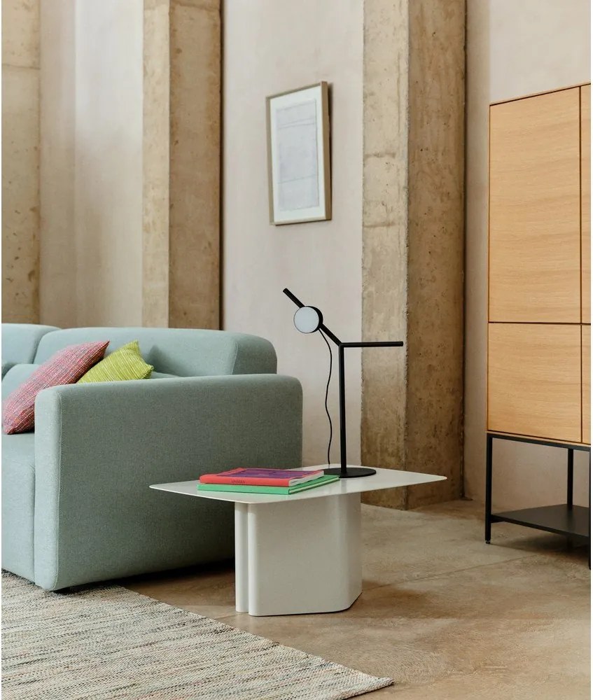 Kovový odkládací stolek 52x70 cm Arvin – Kave Home