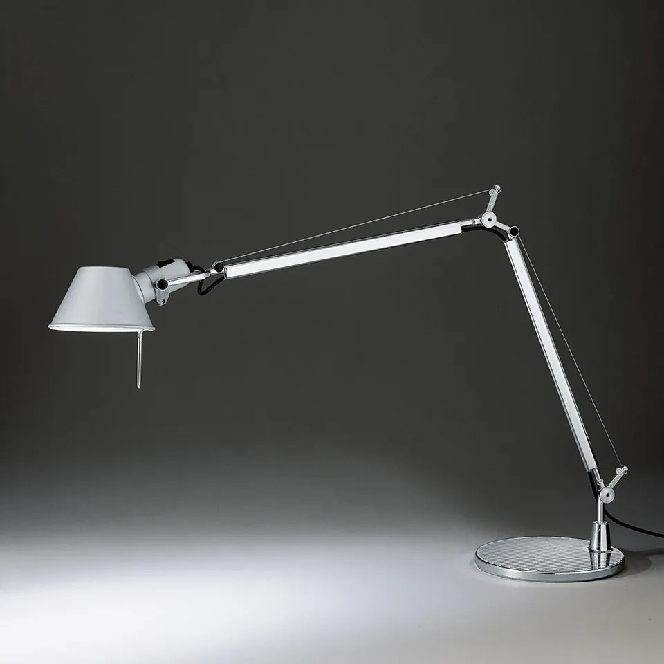 Artemide Tolomeo Tavolo LED, hliníková stolní lampa se stmívačem, 8W LED 2700K, 78+64cm