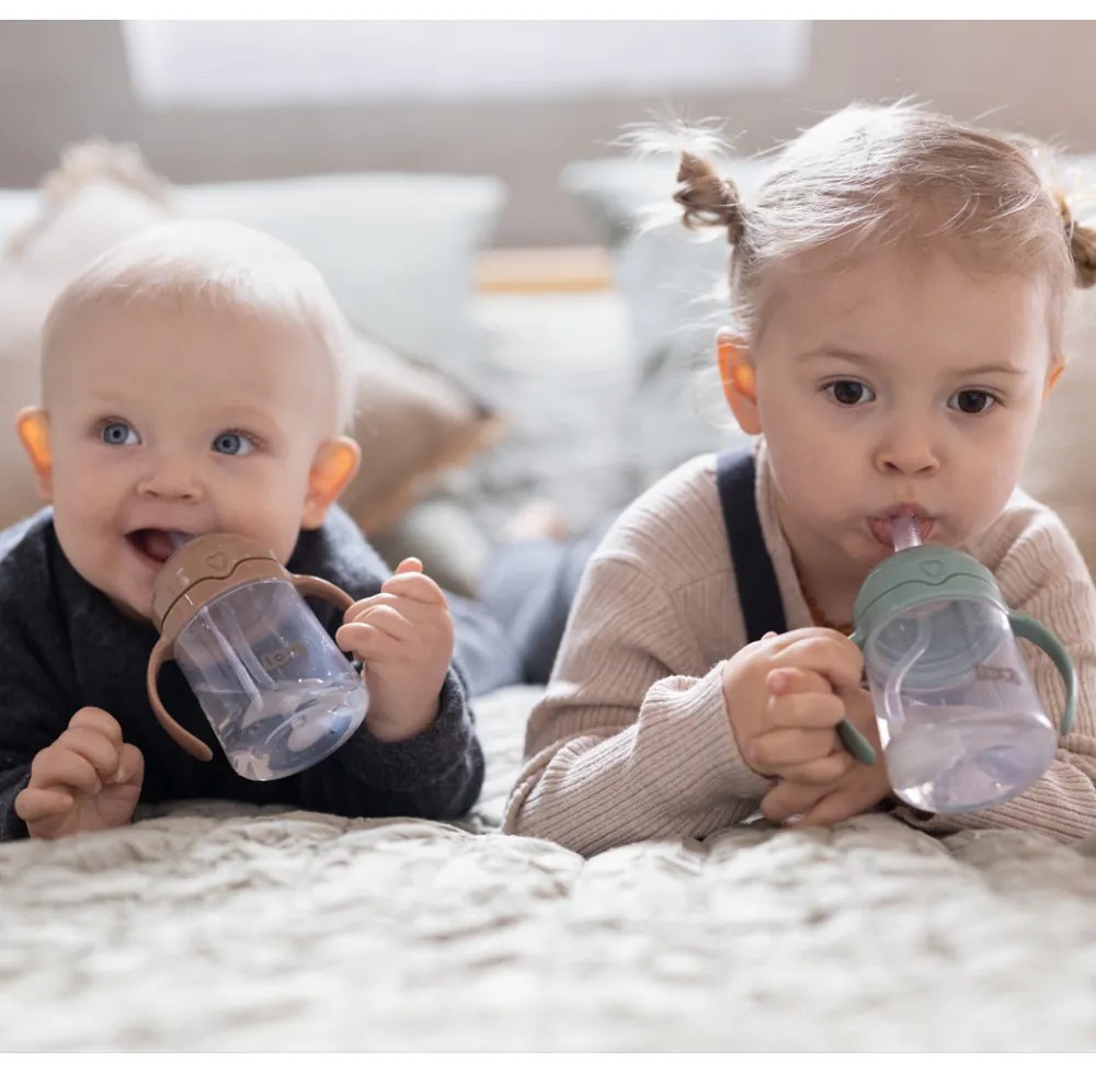 LOVI První hrneček se slámkou a závažím 150ml zelený