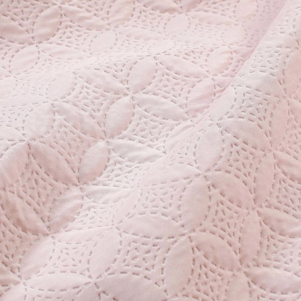 Goldea přehoz na postel - ornamenty na růžovo-krémovém 220 x 240 cm