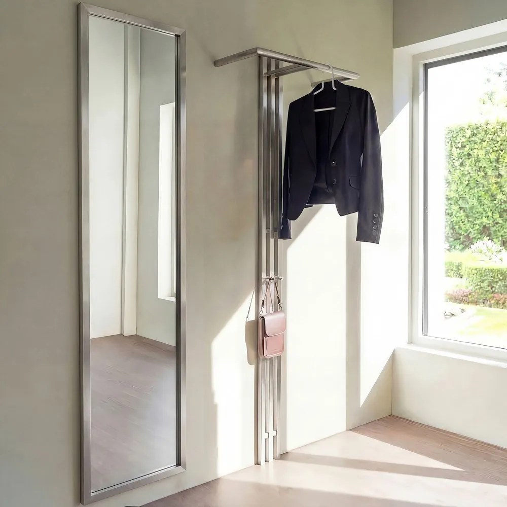 Ocelový nástěnný věšák ve stříbrné barvě 65 cm Senza – Spinder Design
