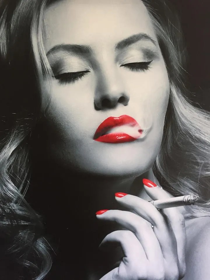 Dejtonazed Obraz Žena s cigaretou, 70×50 cm