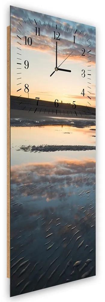 Gario Hodiny na zeď Zaplavená pláž Rozměry: 25 x 65 cm