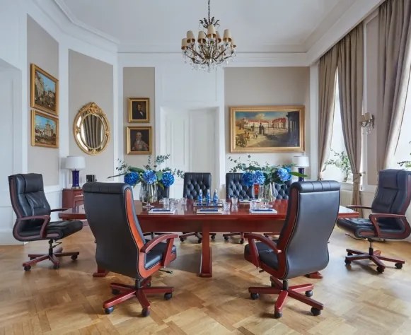 Konferenční dýhovaný stůl Maximus 400 cm