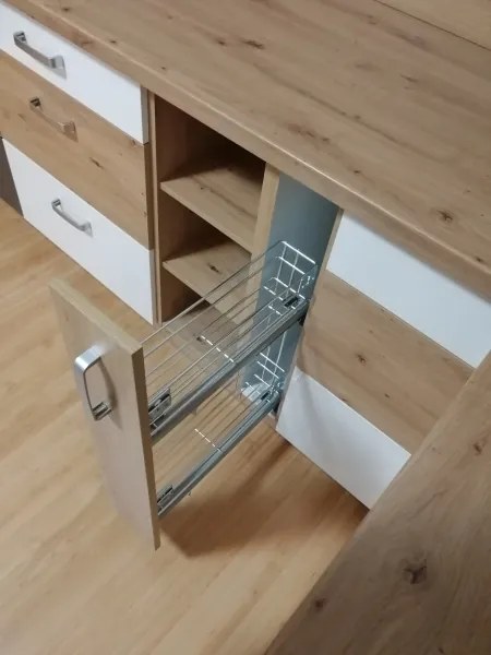 Stolarz kuchyňská linka VIGO Rozměr: 270 cm