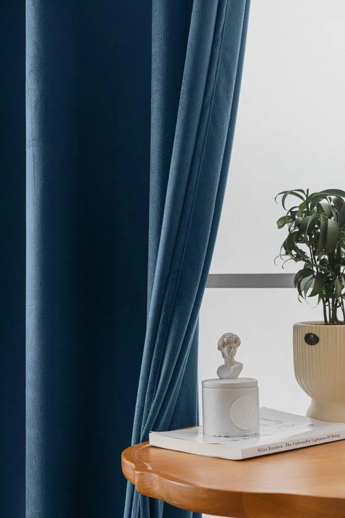 Petrolejový zatemňovací závěs VELVET 140x270 cm Zavěšení: Řasící páska