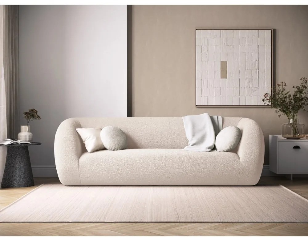 Krémová pohovka z textilie bouclé 230 cm Essen - II. jakost – Cosmopolitan Design