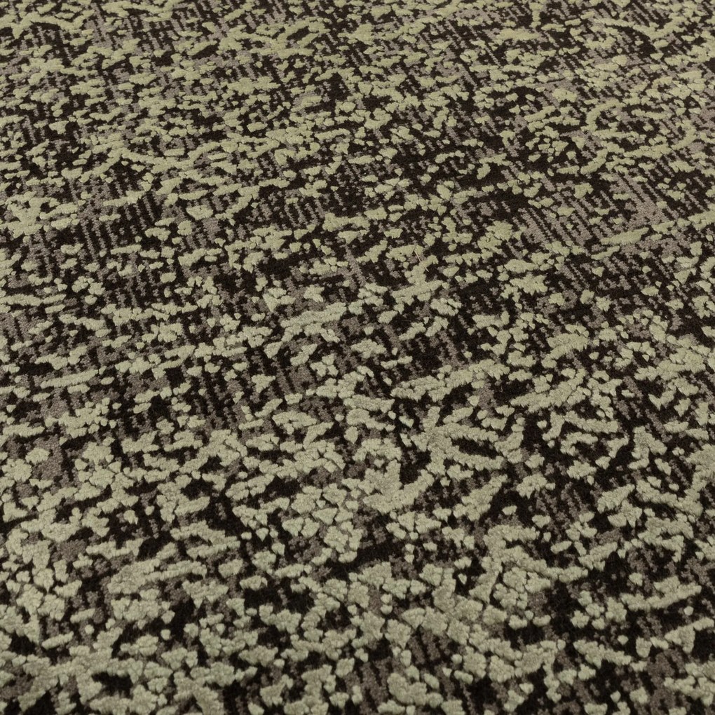 Tribeca Design Kusový koberec Trigger Sage Black Rozměry: 200x290 cm