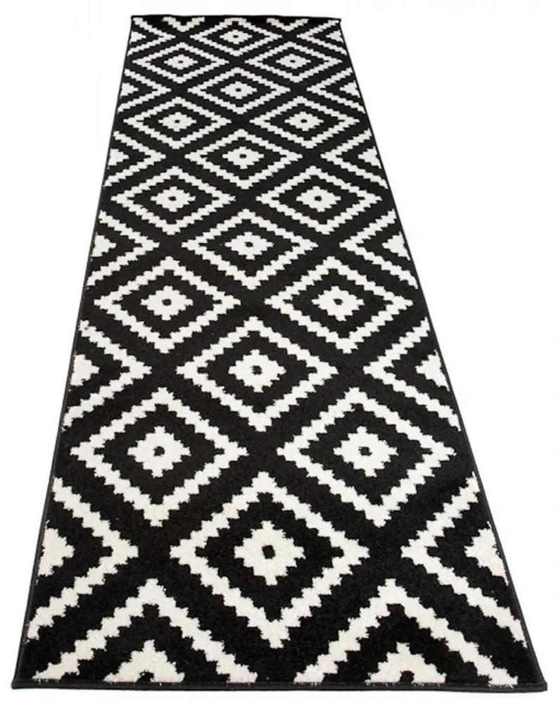 Kusový koberec Remund černý atyp 100x500cm
