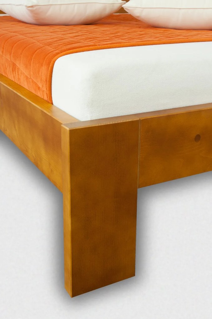 Krajča Manželská postel z masivu Jessy 160 x 200 cm Povrchová úprava: Barevný lak RAL, Druh dřeva: Smrk