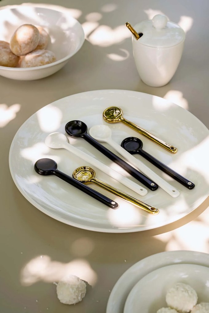 vtwonen Gold sada 6 malých porcelánových lžíček - zlaté (Elegantní zlaté porcelánové lžíčky)