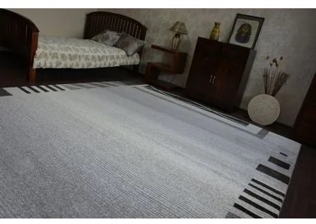 koberec SHADOW 8597 stříbro velikost 140x190 cm | krásné koberce cz