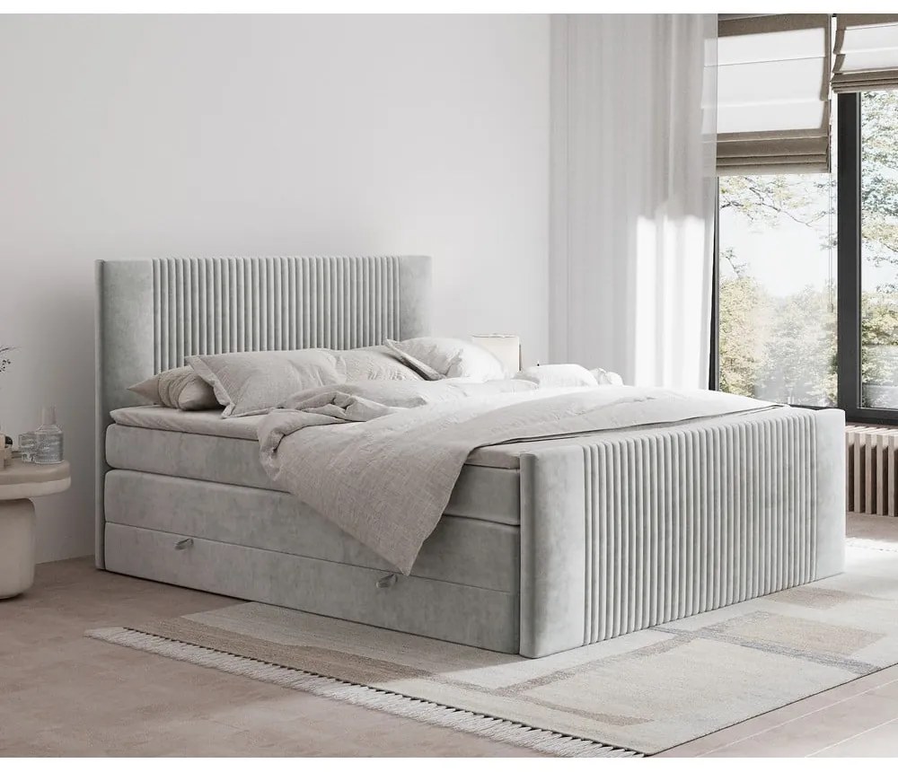 Světle šedá boxspring postel s úložným prostorem 140x200 cm Bergamo – Maison de Rêve
