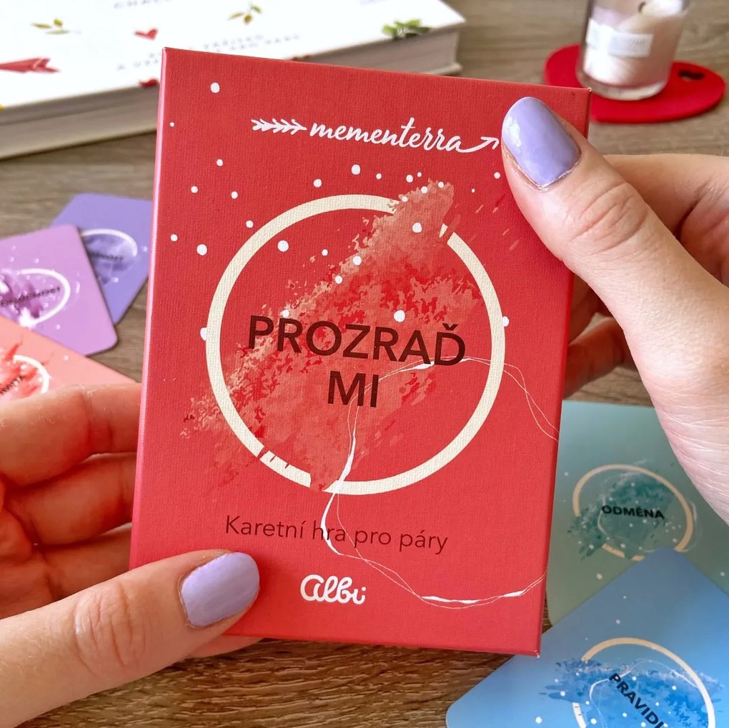 ALBI Prozraď mi - karetní hra