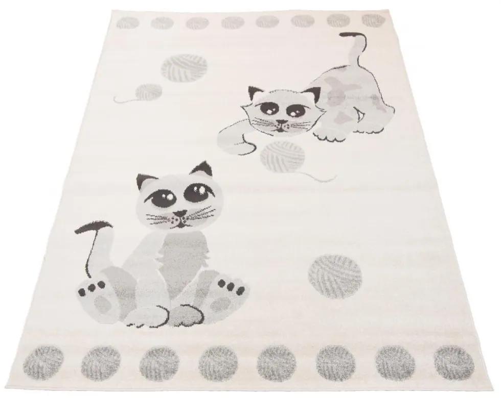 Dětský kusový koberec Koťata krémový 140x200cm