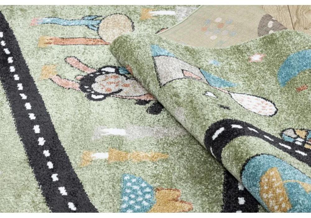 Dětský kusový koberec Cesta z města zelený 160x220cm