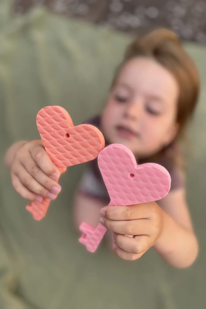 VYLEN s.r.o. Klíč se srdíčkem na šňůrku Počet kusů: 10 kusů