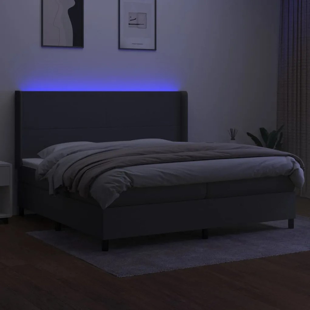 Box spring postel s matrací a LED tmavě šedá 200x200 cm textil 3138182