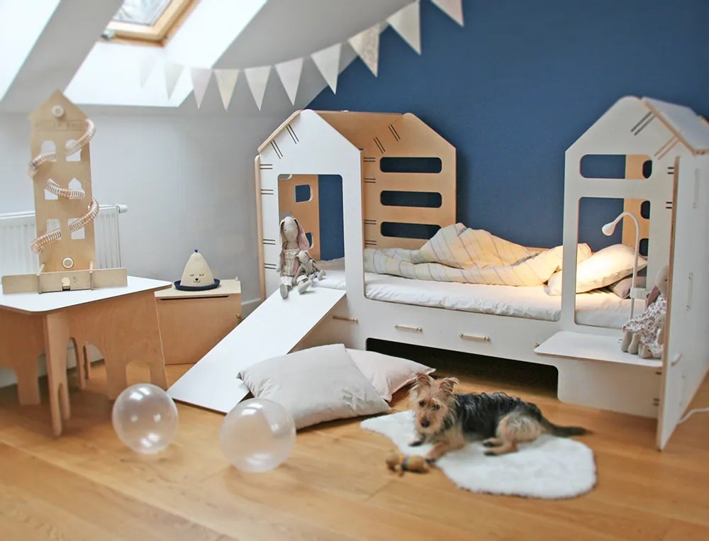 Myminihome Dětská domečková postel se skluzavkou a lampičkou Zvolte barvu: Bílá, Zvolte rozměr: 90x180 cm, Zvolte stranu: Vlevo