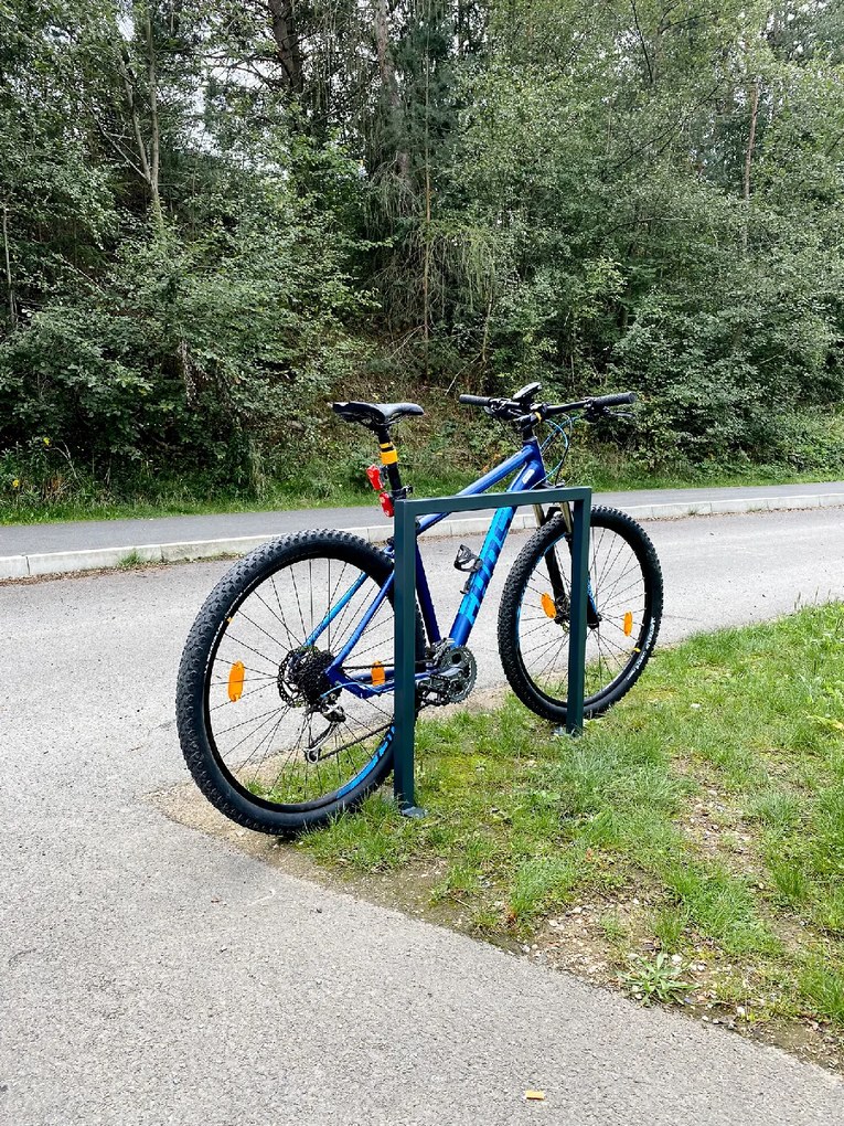 Opěrný stojan na kola pro 1–2 kola (KS-941) Barva: prášková barva (antracit)