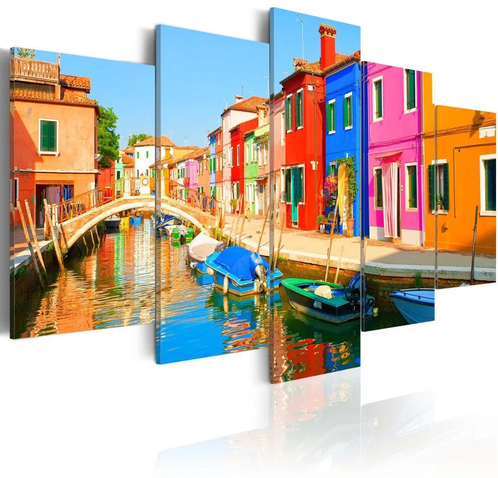 Obraz na plátně Bimago - Waterfront in rainbow colors 100x50 cm