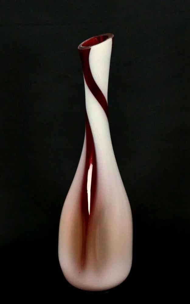 Váza designová Kužel atyp spirála vínová 50 cm