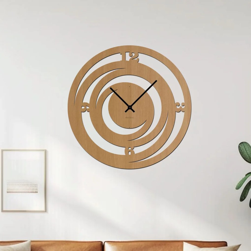 dřevo života Dřevěné hodiny TWIST Zvolte barvu dekoru: Černá, Zvolte velikost hodin (cm): 50x50, Barva ručiček: Stříbrné