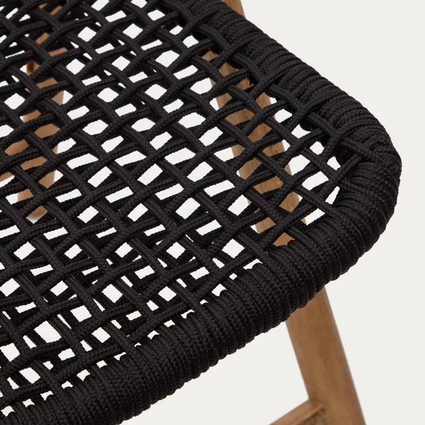 OnaDnes -20% Dřevěná zahradní skládací židle Kave Home Dandara s černým výpletem
