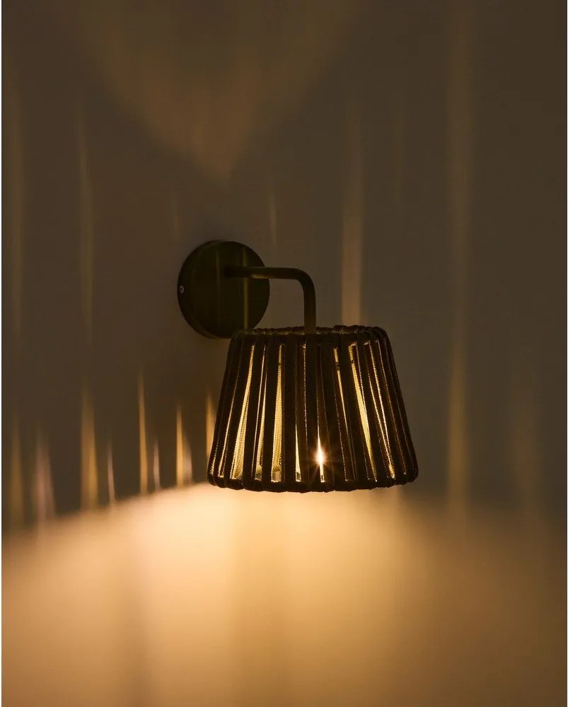 LED nástěnné solární venkovní svítidlo (výška 23 cm) Aldet – Kave Home