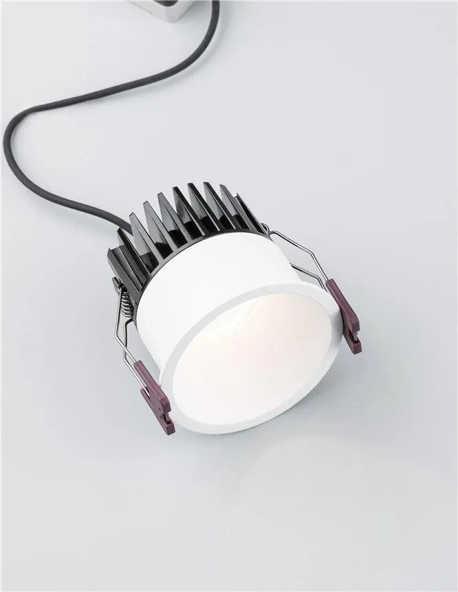 NV 9232116 Zapuštěné svítidlo BLADE bílý hliník LED 12W 3000K 38st. IP65 - NOVA LUCE