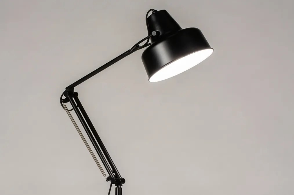 Stojací lampa Bristol