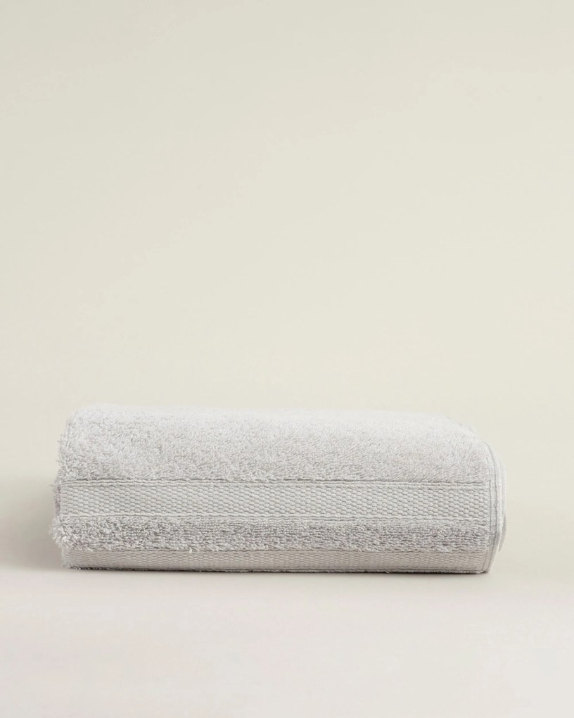 Ručník Essence 50x90 cm light grey