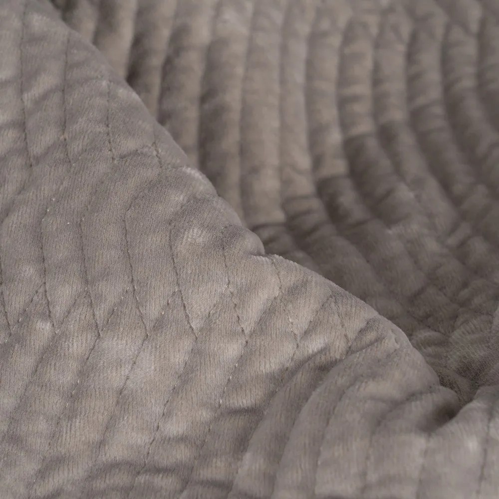 Šedý sametový prošívaný přehoz 180x260 cm – Ixia