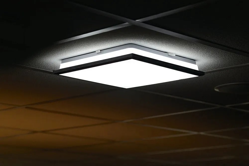 Sapho Sapho, SILVER stropní LED svítilna 28x28cm, 10W, 230V, 3000K/4000K/6500K, IP44, chrom, AU478