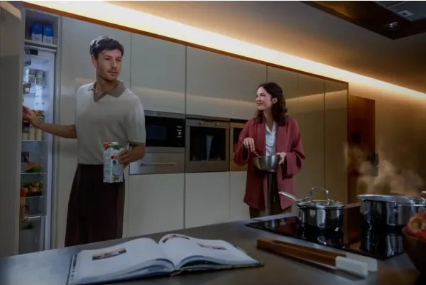 Philips - LED RGBW Stmívatelný pásek Hue FLUX 10m LED/60W/230V 2200-6500K