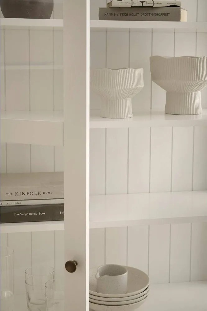 Bílá vitrína z MDF 98x193x34 cm Wilma – Ellos Home