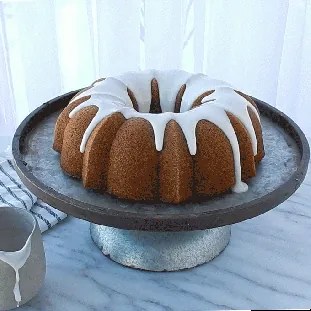 Nordic Ware Forma na bábovku Anniversary zlatá velká 2,8 l 50077