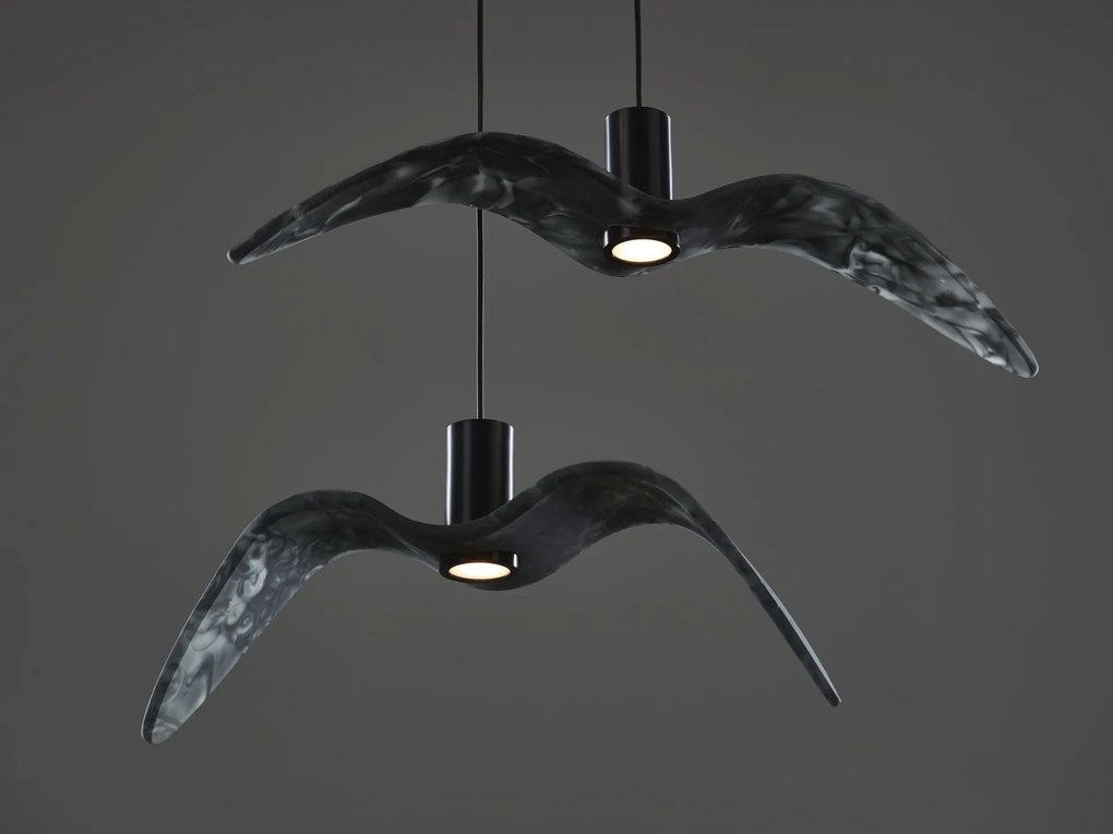 Brokis NIGHT BIRDS PENDENT závěsné svítidlo Brokisglass PC962 Barva skla: Opál - opálové sklo - masiv, Barva el. vedení: Textilní kabel -  světle šedý