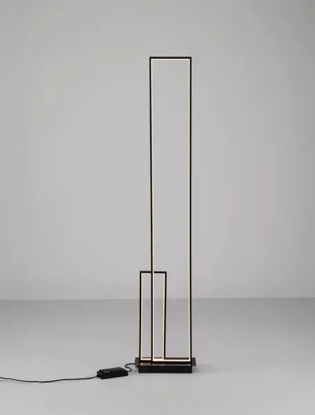 Designová stojací lampa Alis