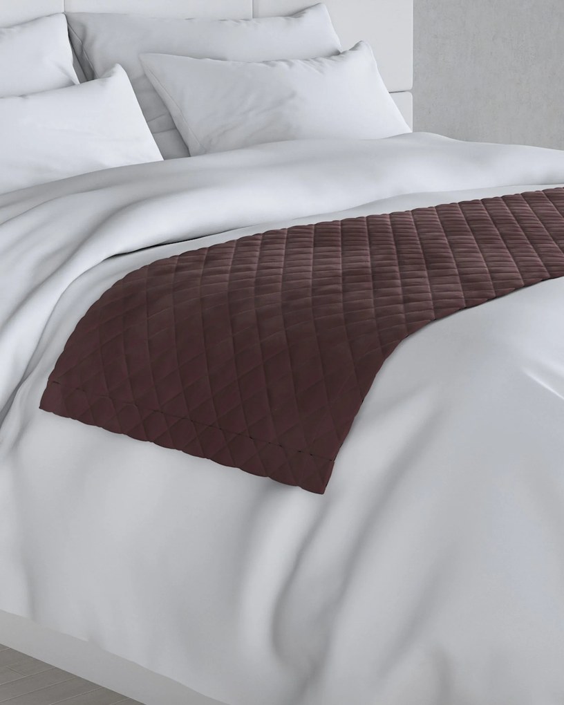 Hotelový přehoz – běhoun Velvet 60x200 cm barva červená látka lesklé, sametová