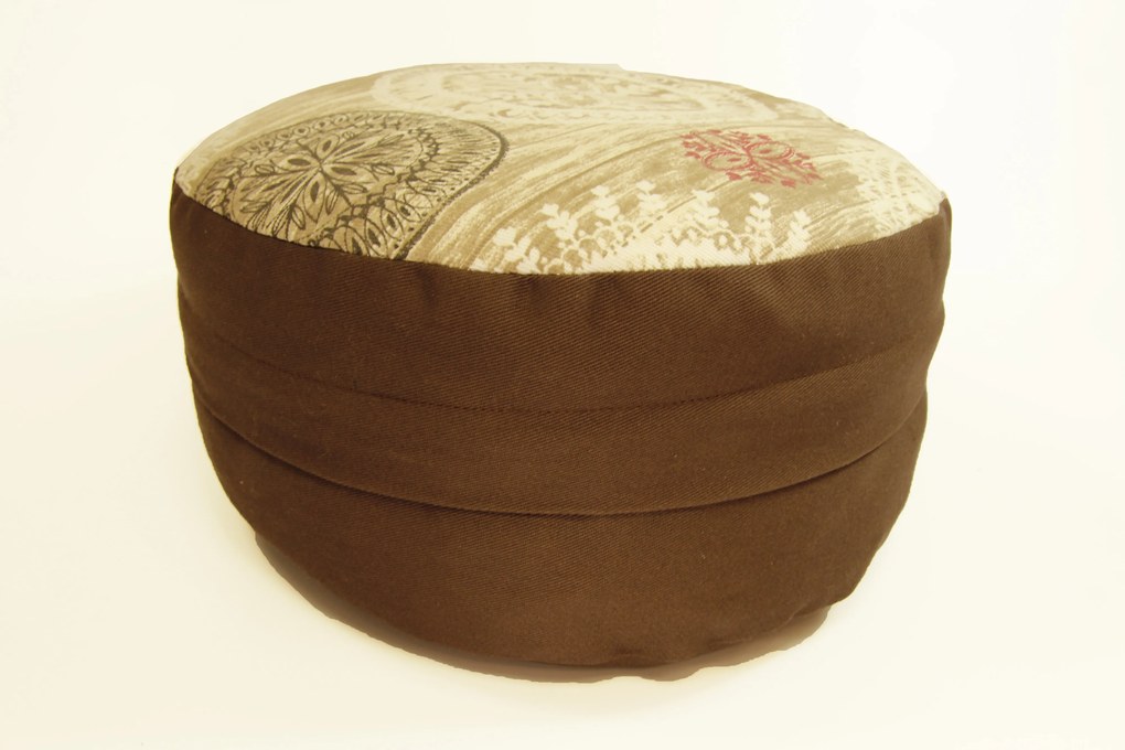 S radostí - vlastní výroba Meditační polštář přírodní - hnědý Velikost: ∅30 x v30 cm