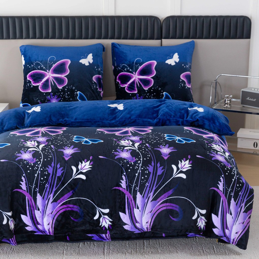 Sada mikroplyšového povlečení VIOLET BUTTERFLY tmavě modré + prostěradlo mikroplyš SOFT 180x200 cm bílé, dvoulůžko