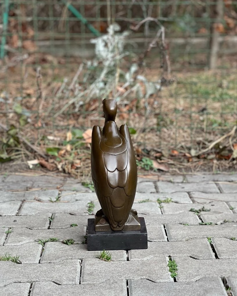Bronzová socha soška SUP