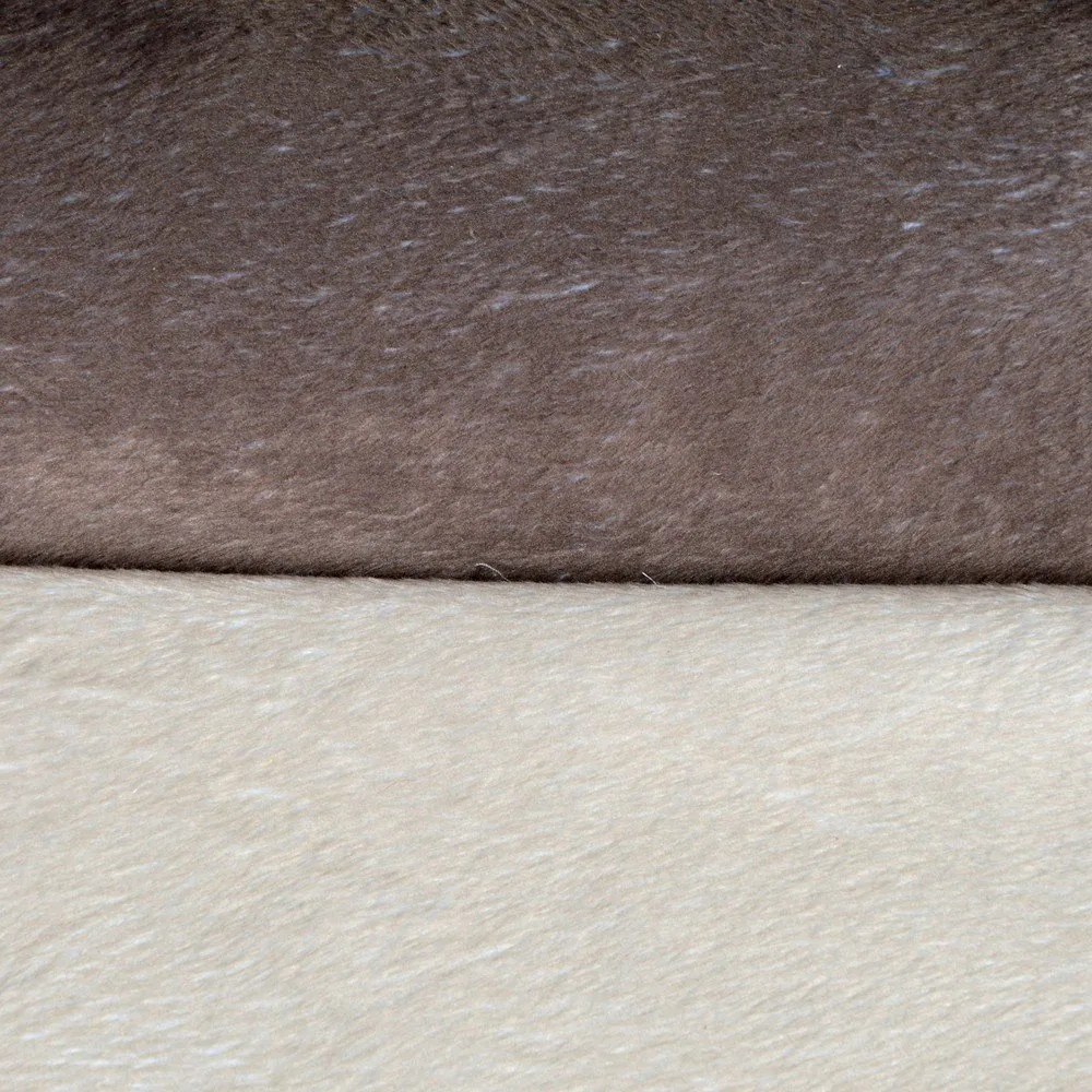 Béžový semišový pelíšek pro psa 87x55 cm Flakes – Love Story
