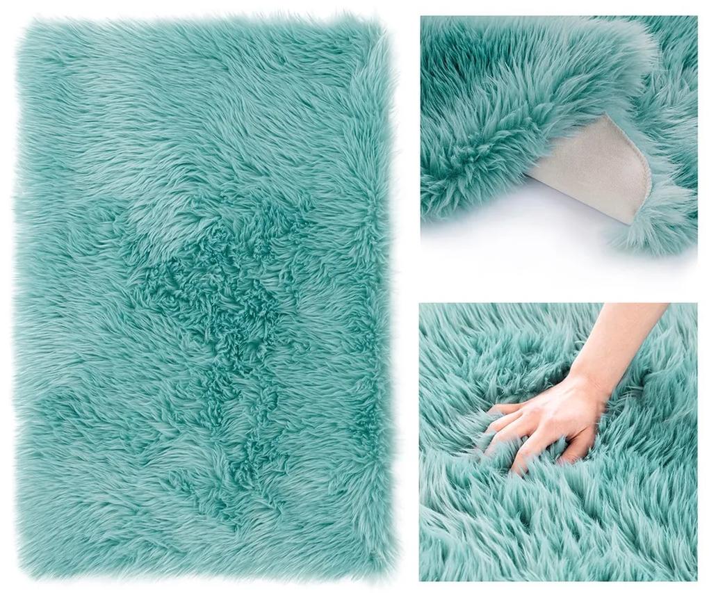 Huňatý modrý koberec DOKKA Rozměr: 75 x 120 cm