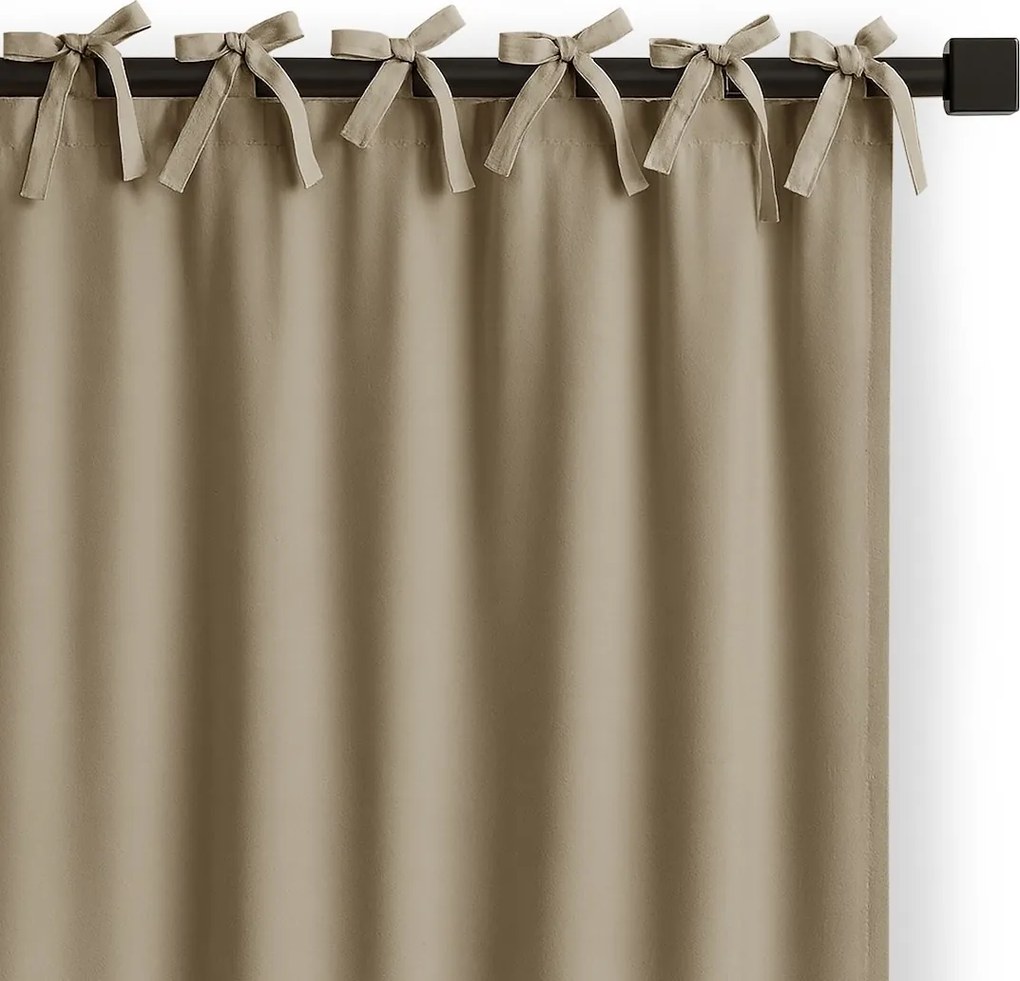 Závěs Carli s designovými poutky 140x250 cm - výběr z 10 provedení